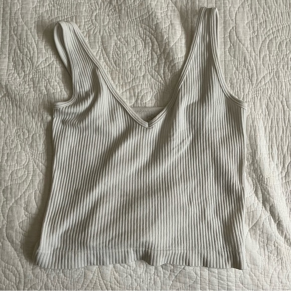 Tops | White Ribbed Tank | Poshmark